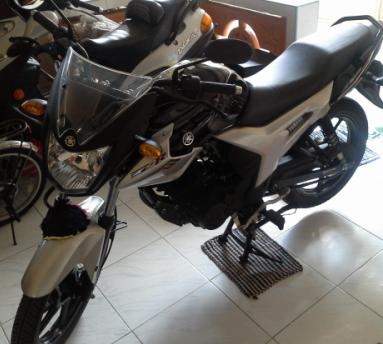 Yamaha Sz16 150cc black - Used Philippines