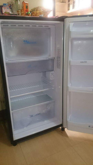 Condura ref single door - 57 cubic feet - Used Philippines